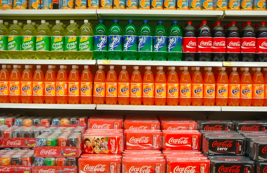 Twee cola per dag verdubbelt de kans op diabetes, ook cola light